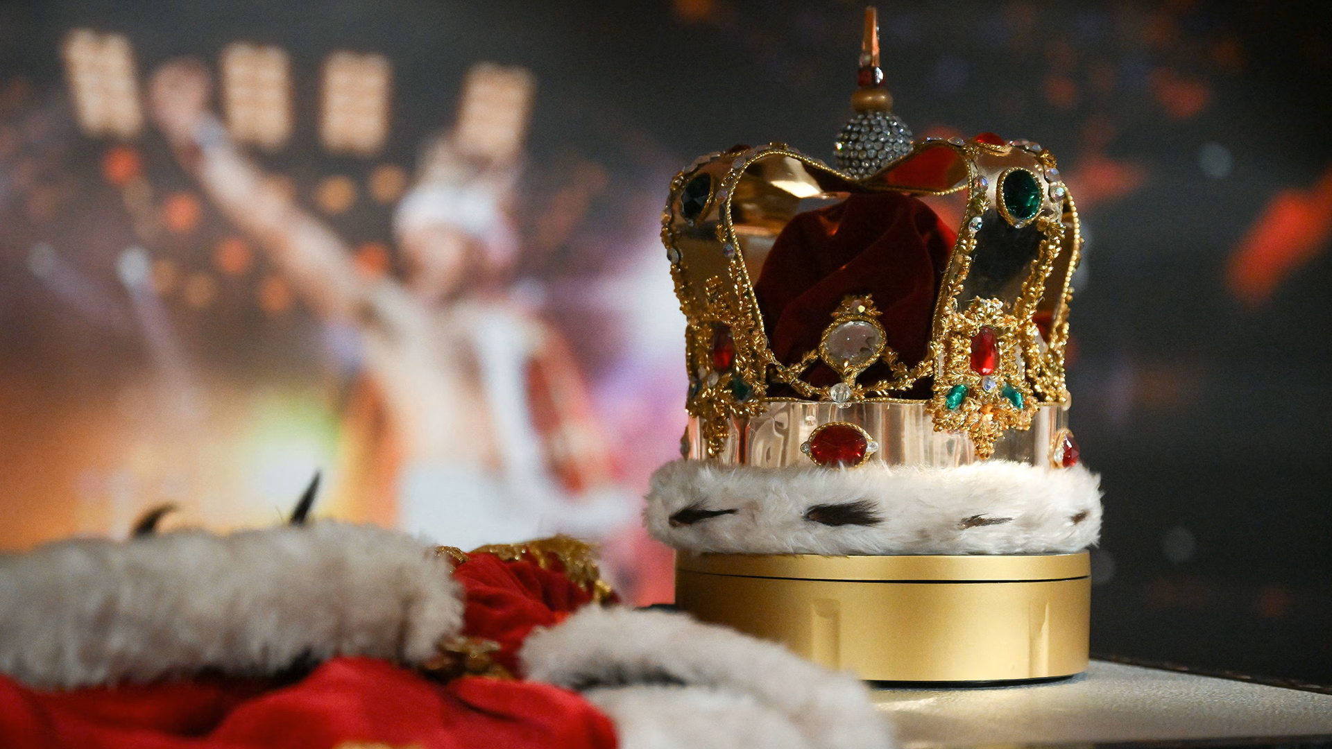 Home - The Queen History